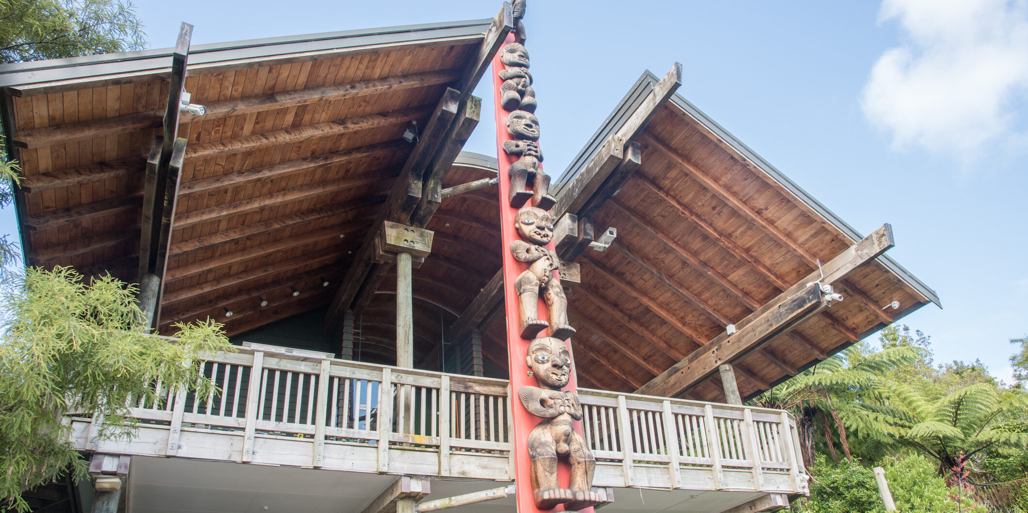 Arataki Visitors Centre - Lincoln Green